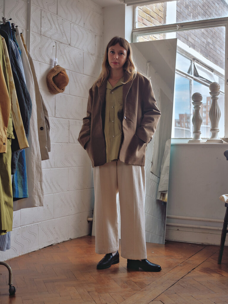 ロンドンレディのハンサムな着こなし。／シティボーイのABC | POPEYE Web | ポパイウェブ